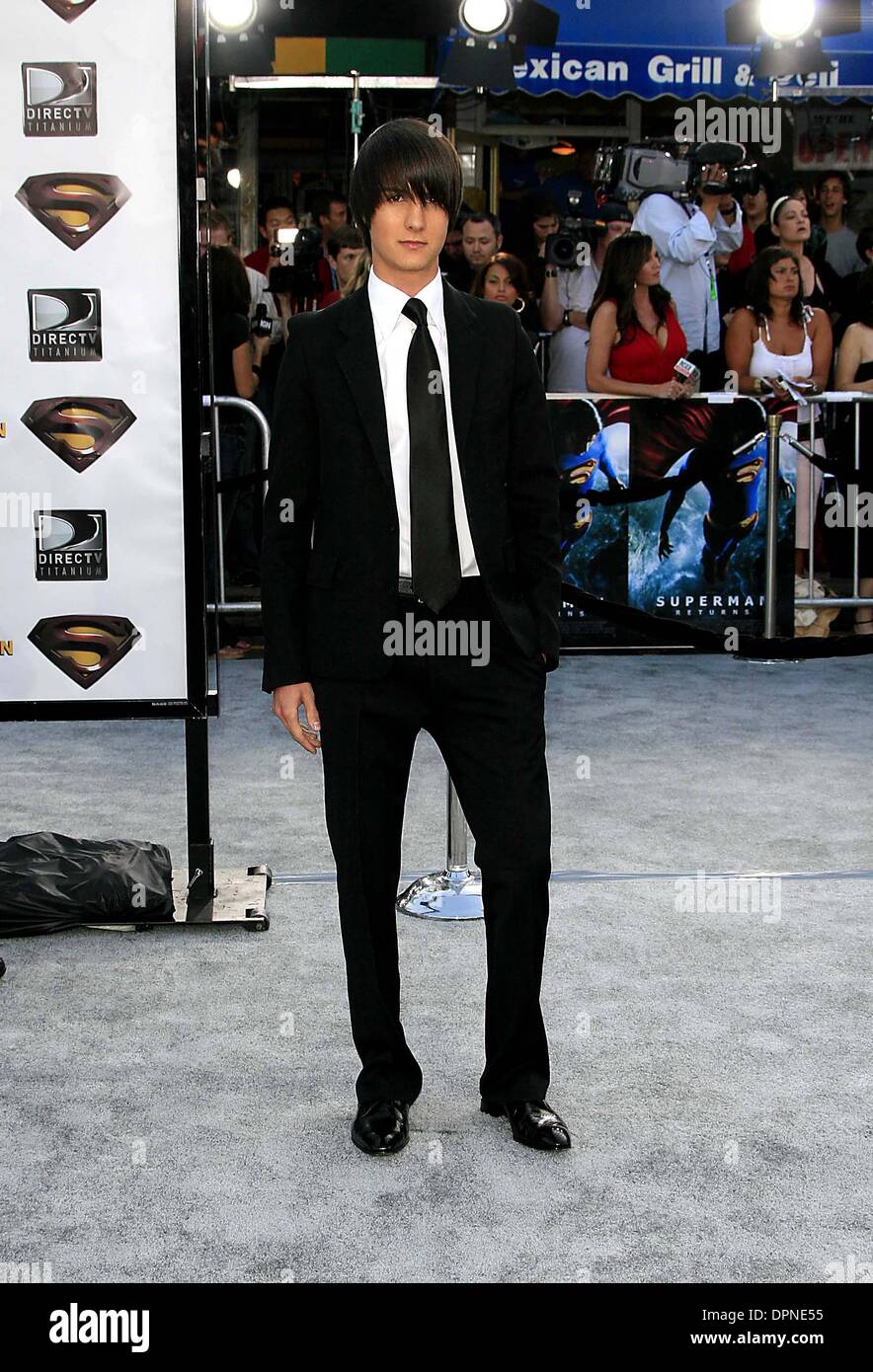 June 21, 2006 - Los Angeles, CALIFORNIA, USA - CHAD ROGERS -.SUPERMAN ...
