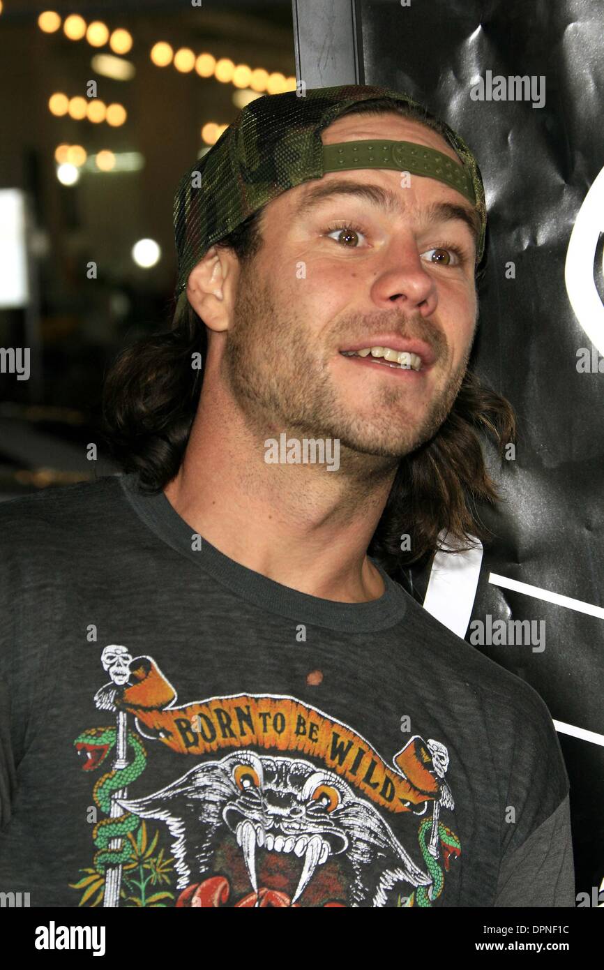 Sept. 21, 2006 - Hollywood, CALIFORNIA, USA - CHRIS PONTIUS -.JACKASS ...