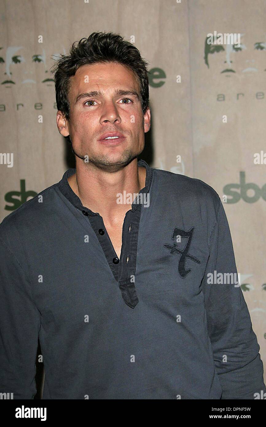 Sept. 28, 2006 - Los Angeles, CALIFORNIA, USA - ETHAN ERICKSON -.AREA ...