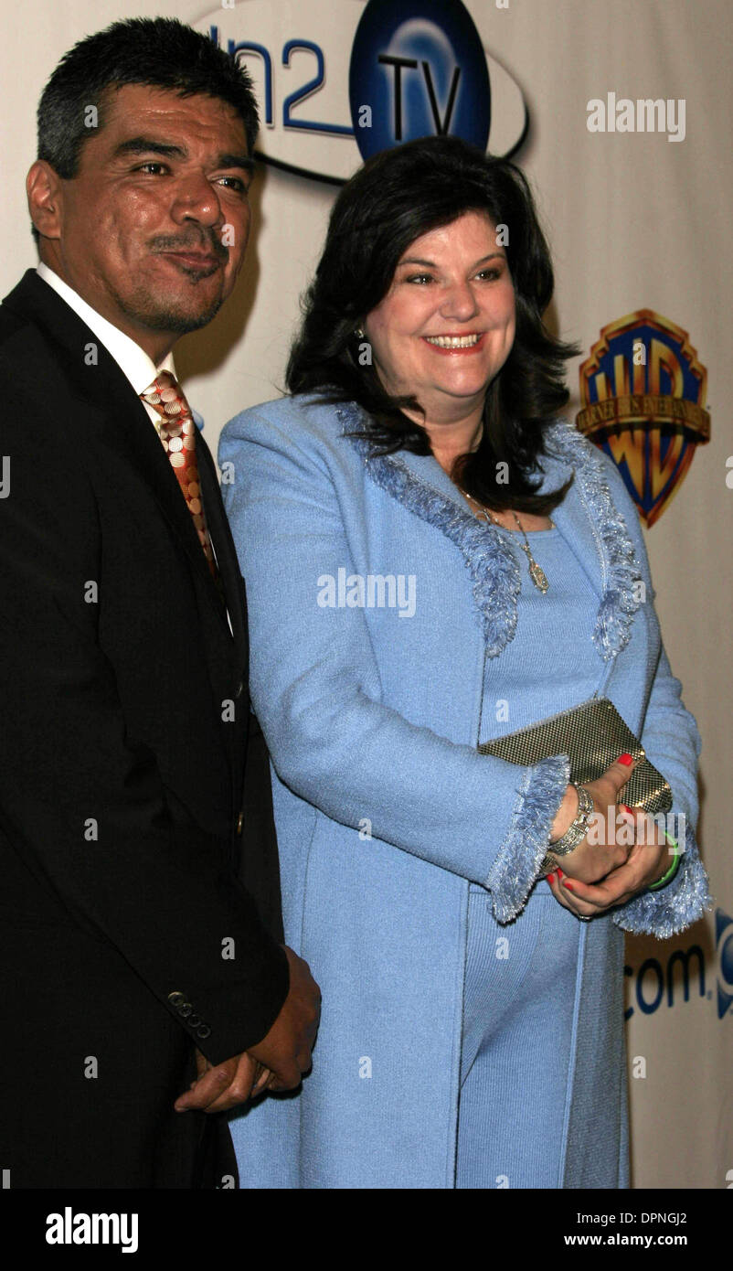 George lopez tv hi-res stock photography and images - Alamy