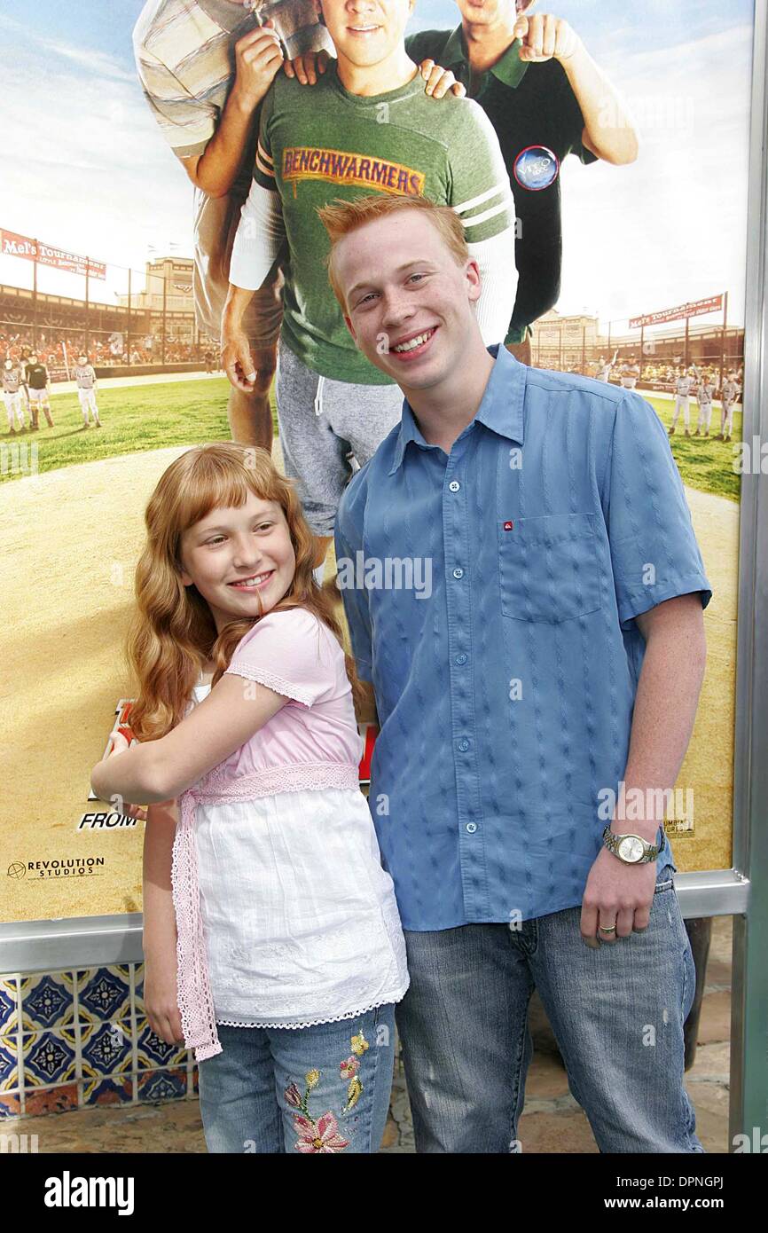 Apr. 2, 2006 - Hollywood, CALIFORNIA, USA - JILLIAN HENRY AND MICHAEL HENRY -.THE BENCHWARMERS ...