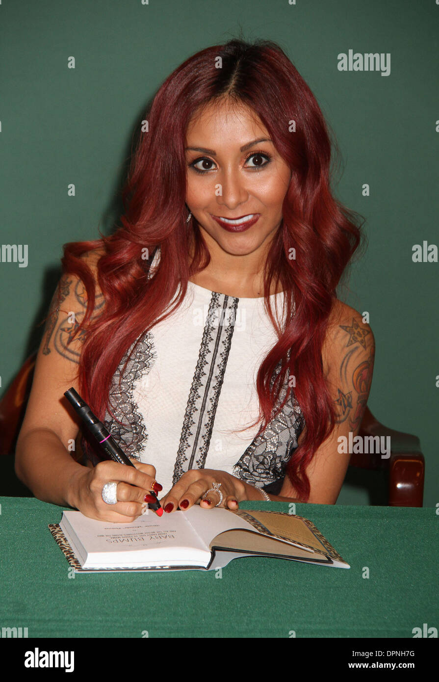 Huntington, New York, USA. 15th Jan, 2014. Reality star NICOLE POLIZZI ...