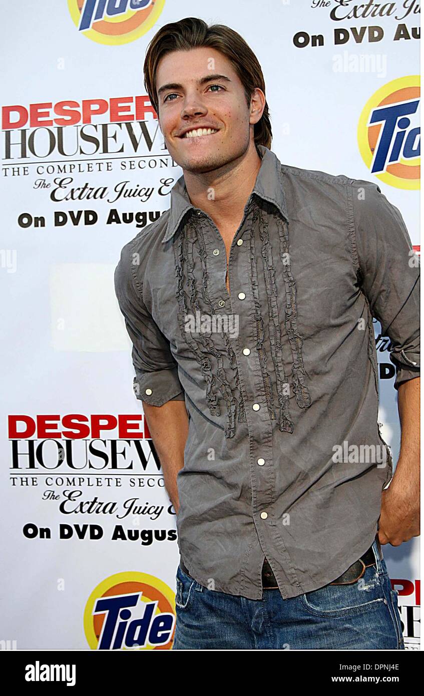 Aug. 5, 2006 - Hollywood, CALIFORNIA, USA - JOSH HENDERSON -.DESPERATE ...