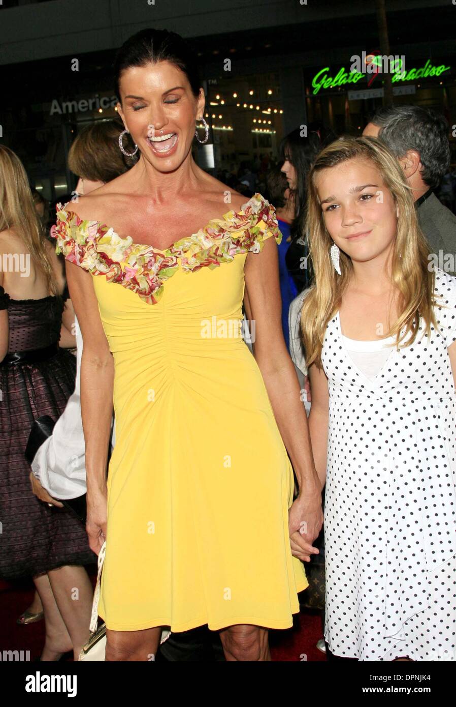 Janice Dickinson Daughter