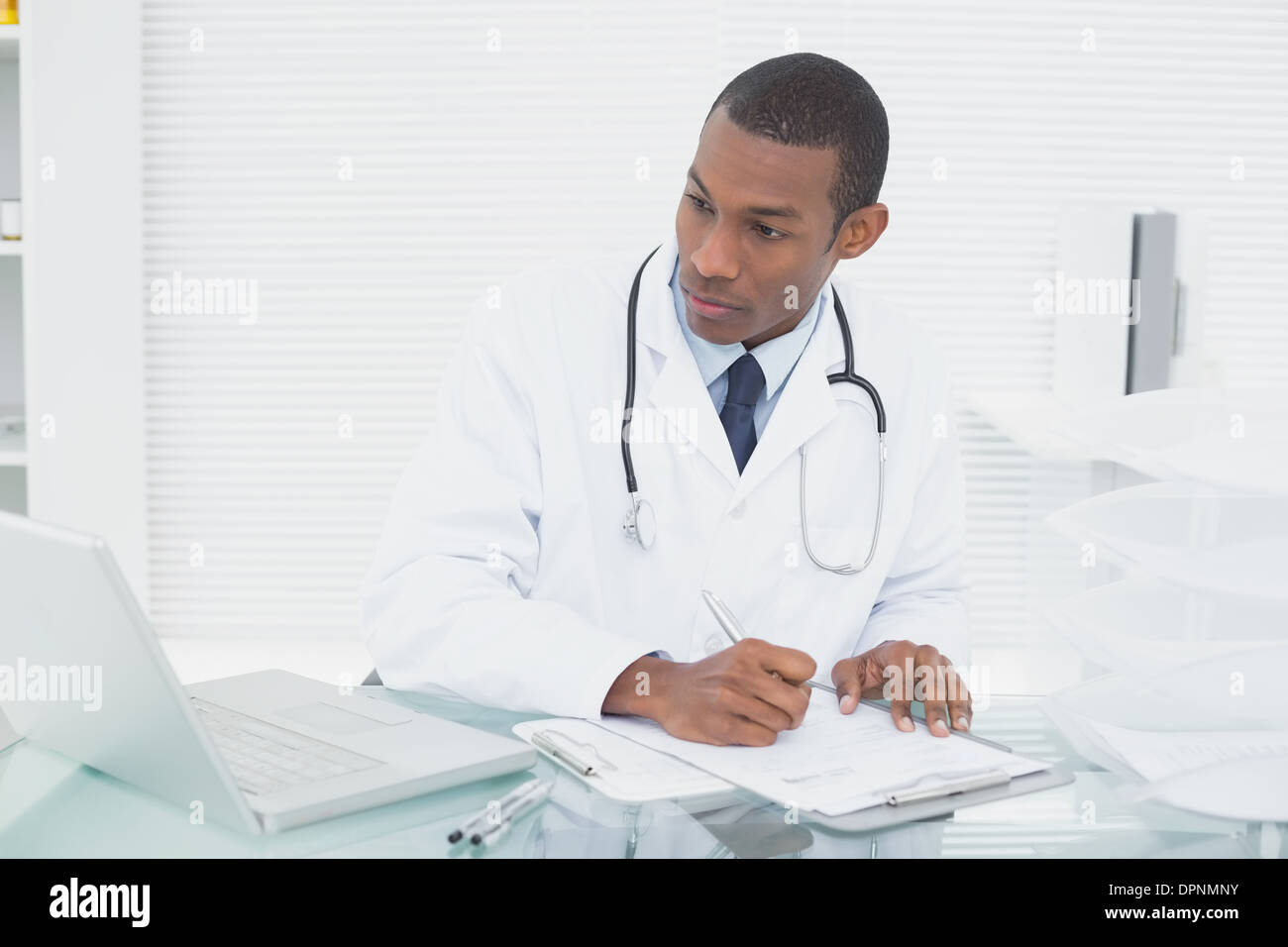 Medical note hi-res stock photography and images - Alamy