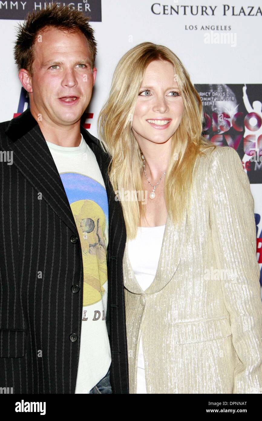 May 12, 2006 - Los Angeles, CALIFORNIA, USA - LAURALEE BELL AND HUSBAND ...