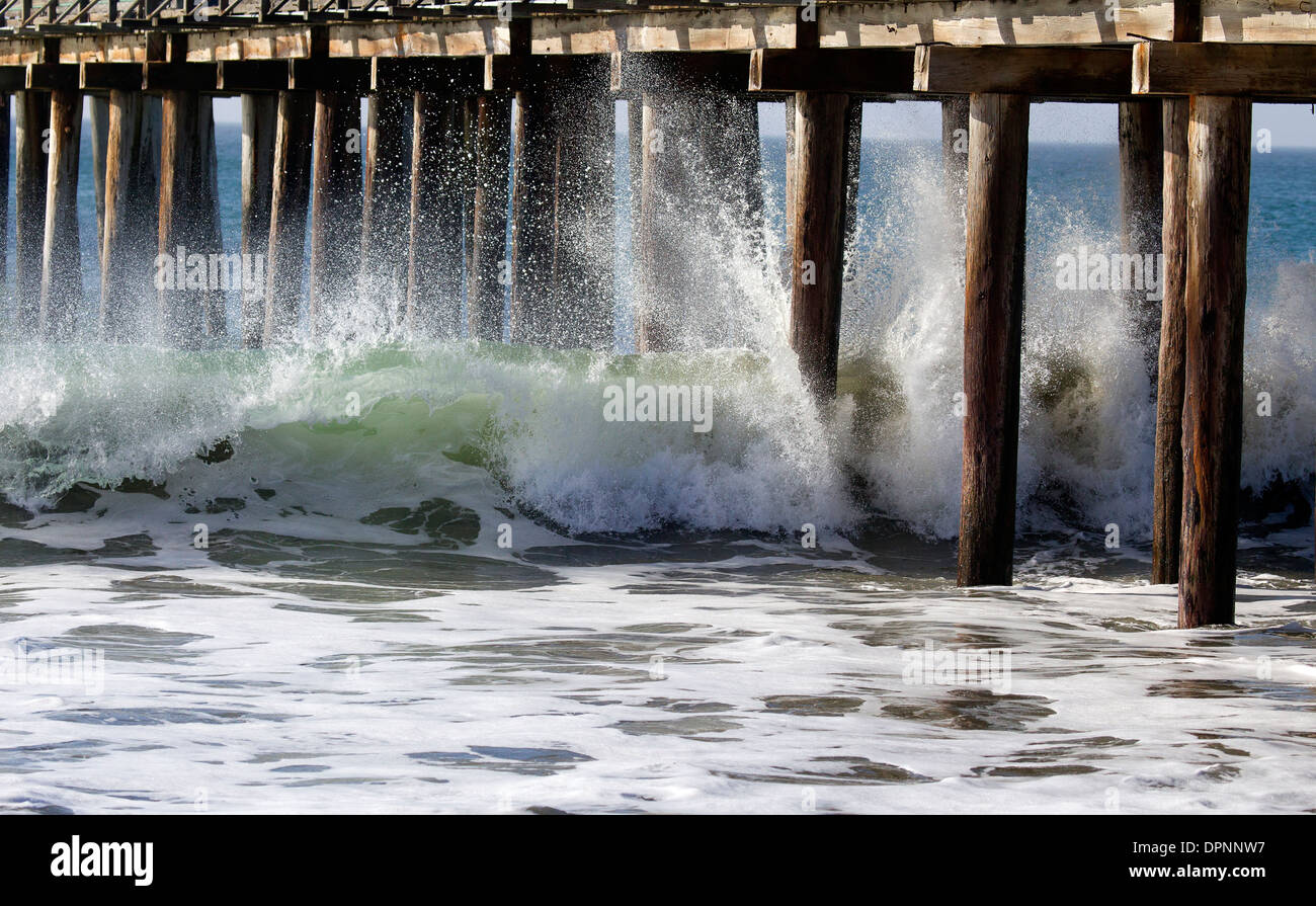Crashing against pillars hi-res stock photography and images - Alamy