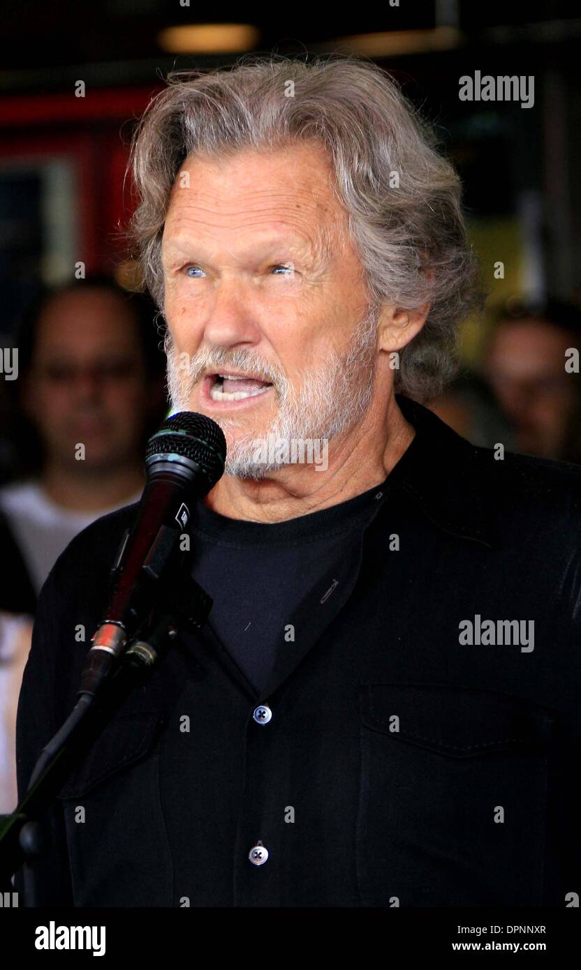July 6, 2006 - Hollywood, CALIFORNIA, USA - KRIS KRISTOFFERSON -.KRIS ...