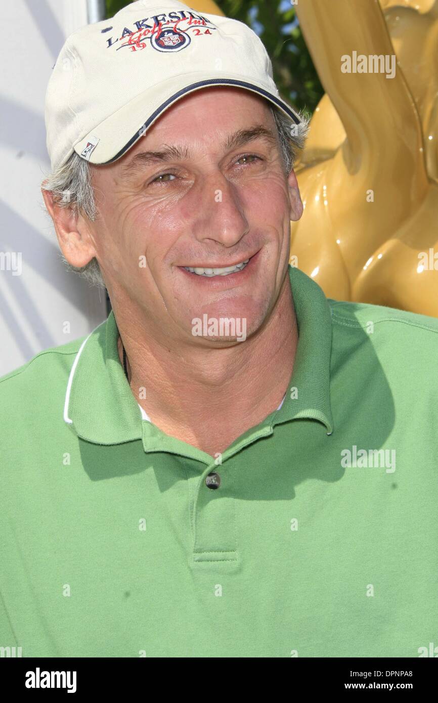 Aug. 24, 2006 - Hollywood, CALIFORNIA, USA - MATT CRAVEN -.ACADEMY OF ...