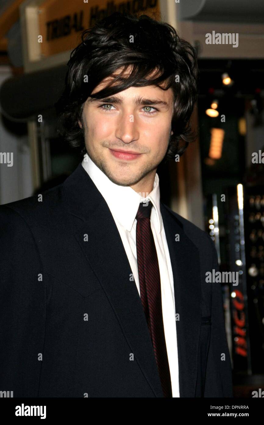 Dec. 13, 2006 - Hollywood, CALIFORNIA, USA - MATT DALLAS -.THE PAINTED ...