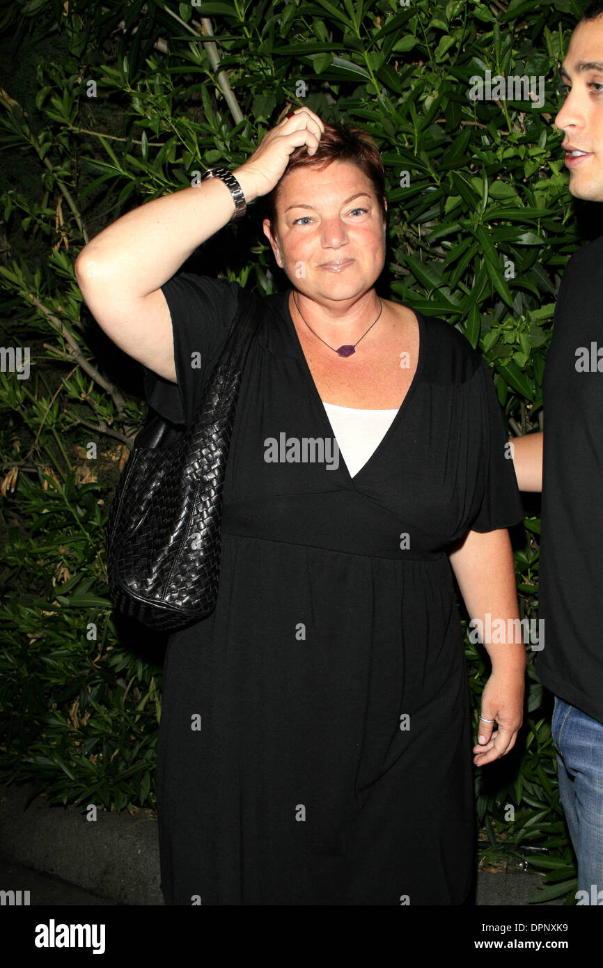 Mindy cohn hi-res stock photography and images - Alamy