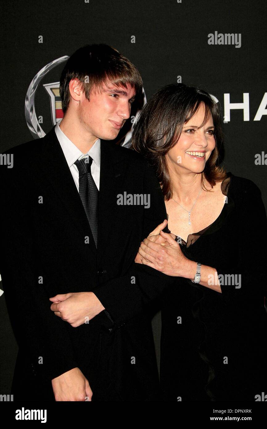 Sept. 20, 2006 - Beverly Hills, CALIFORNIA, USA - SALLY FIELD AND HER ...