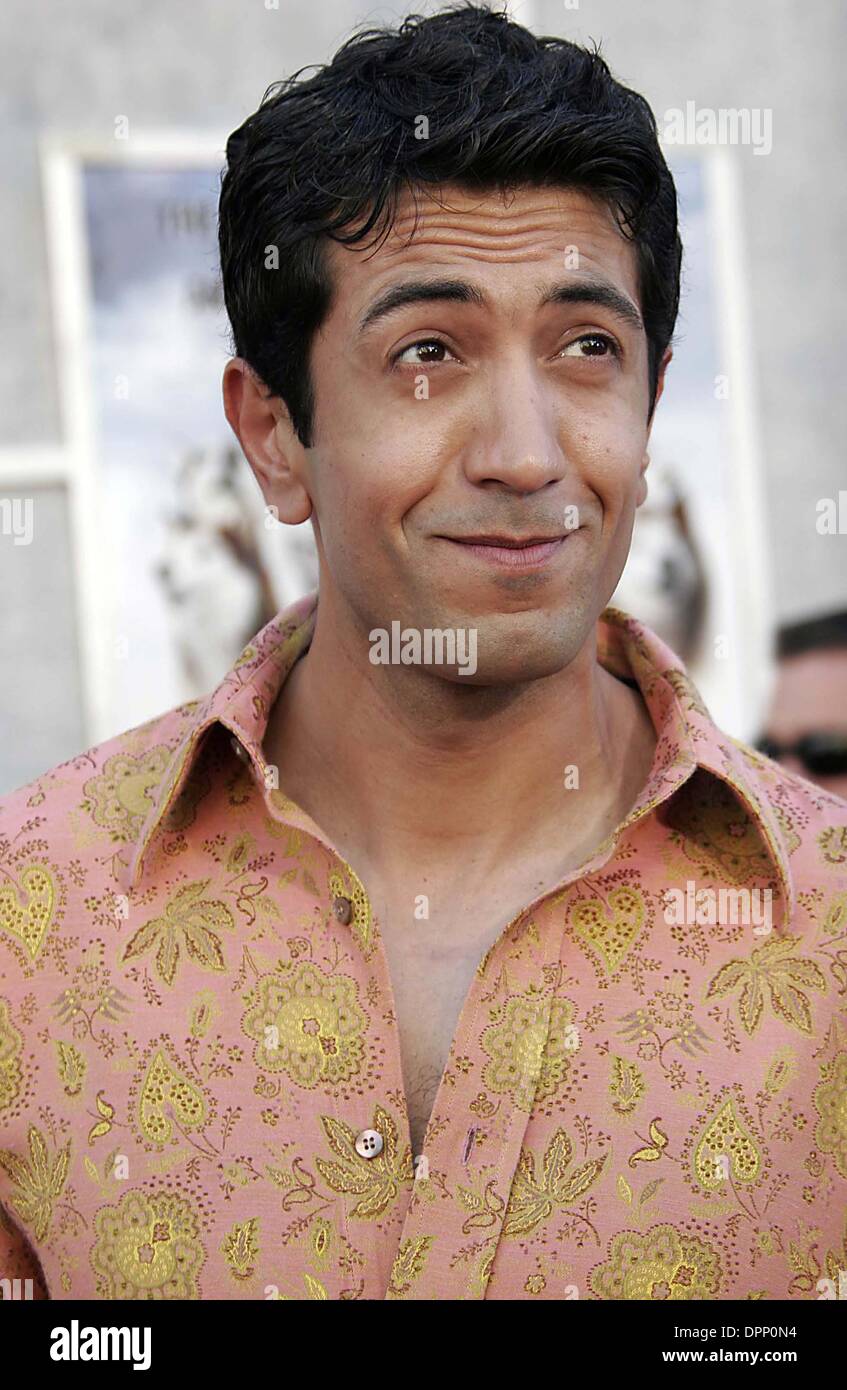 Feb. 12, 2006 - Hollywood, CALIFORNIA, USA - THOMAS TEVANA -.WORLD ...