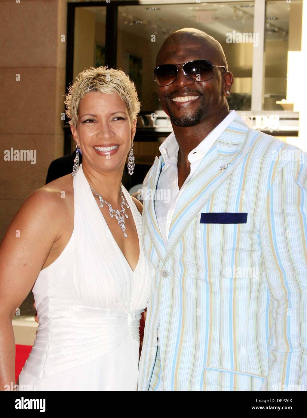 July 12, 2006 - Hollywood, CALIFORNIA, USA - TERRY CRUZ AND WIFE -.2006 ...