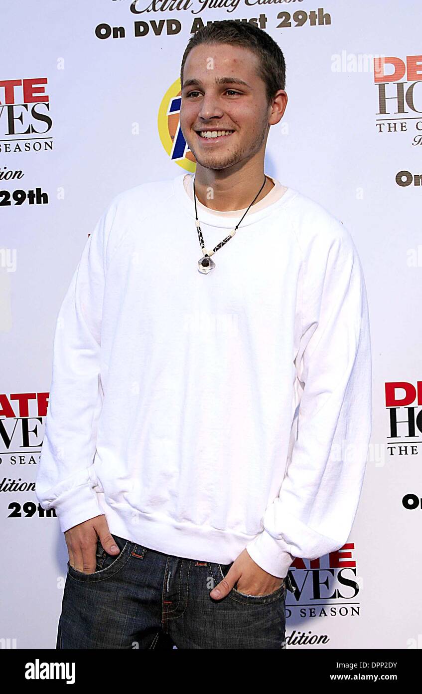 Aug. 5, 2006 - Hollywood, CALIFORNIA, USA - SHAWN PYFROM -.DESPERATE ...