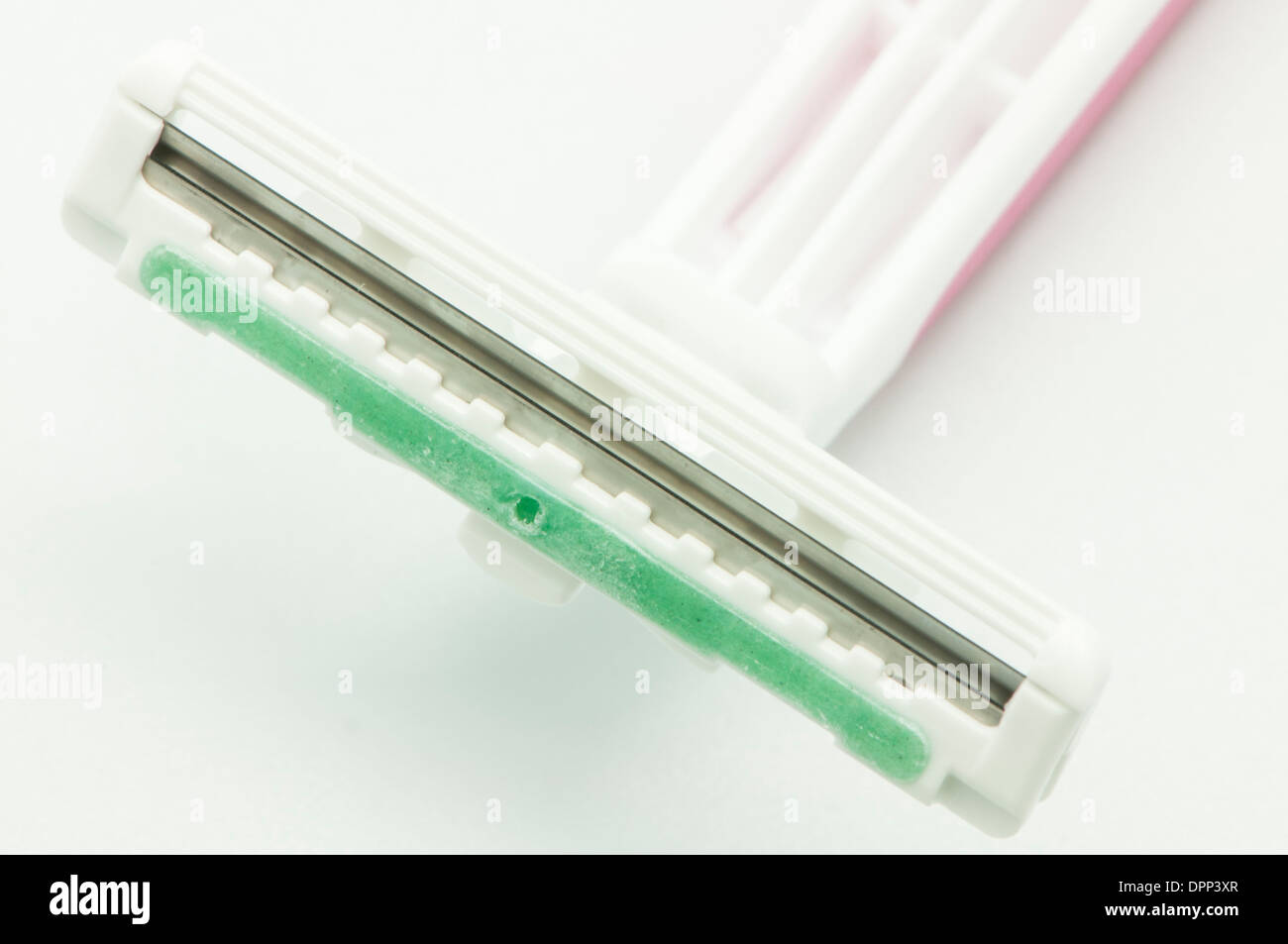Razor blade macro hi-res stock photography and images - Alamy