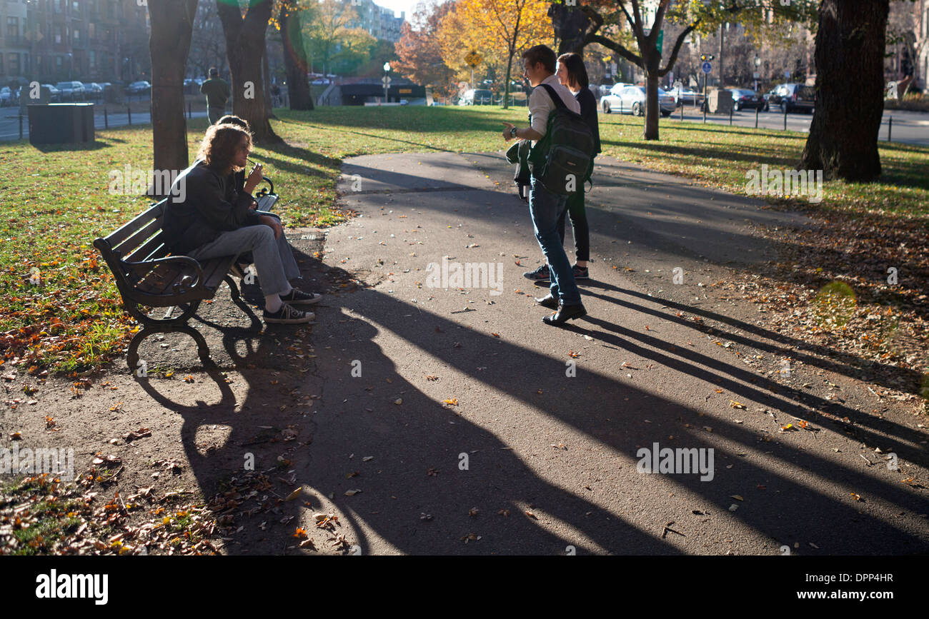 The commonwealth avenue mall hi-res stock photography and images - Alamy