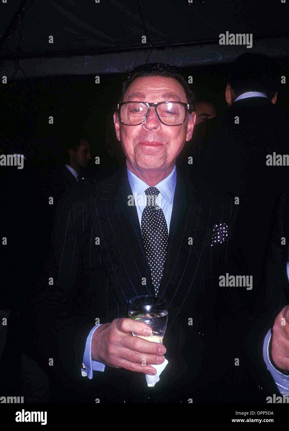 James galanos hi-res stock photography and images - Alamy