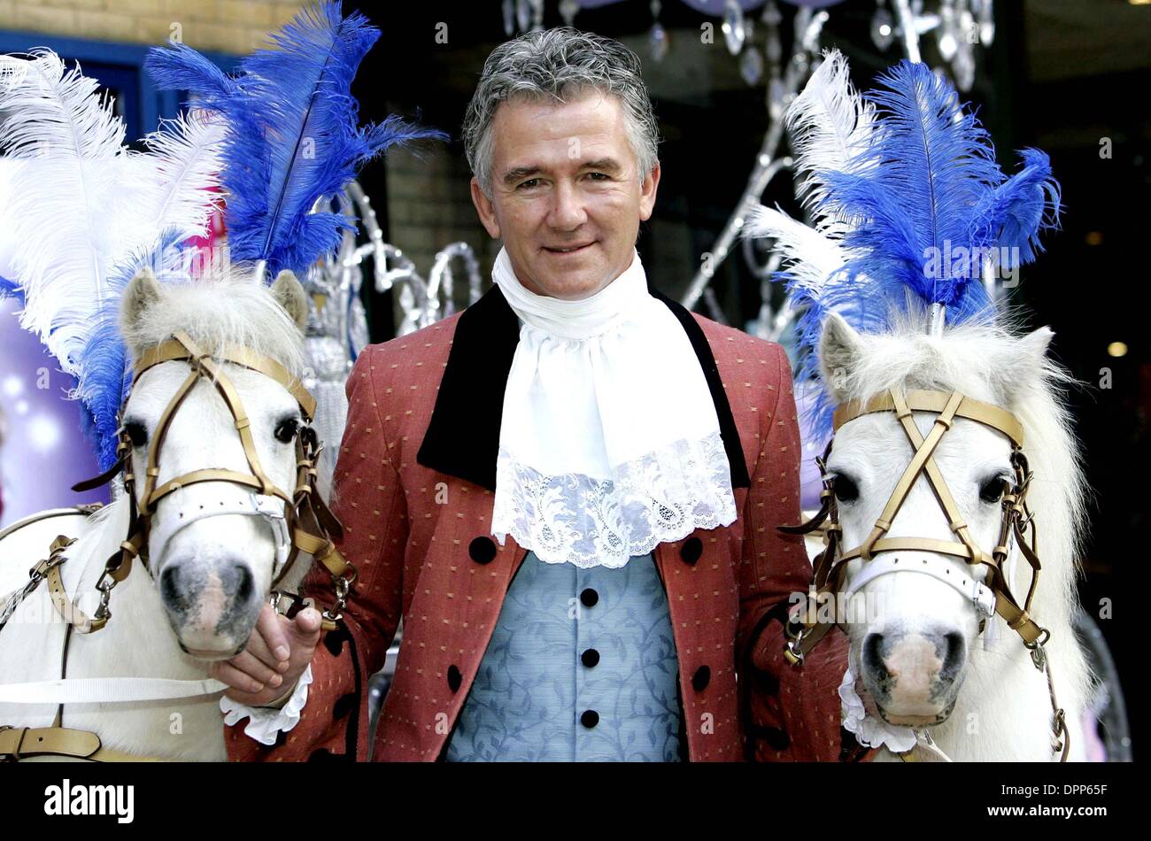 Oct. 4, 2006 - Woking, SURREY, ENGLAND - K50101.CINDERELLA PHOTOCALL ...