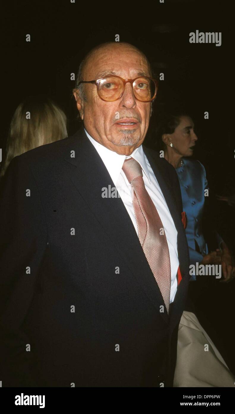 Nov. 16, 2006 - K27329RHART.OPENING OF VALENTINO'S INTERIOR DESIGN ...