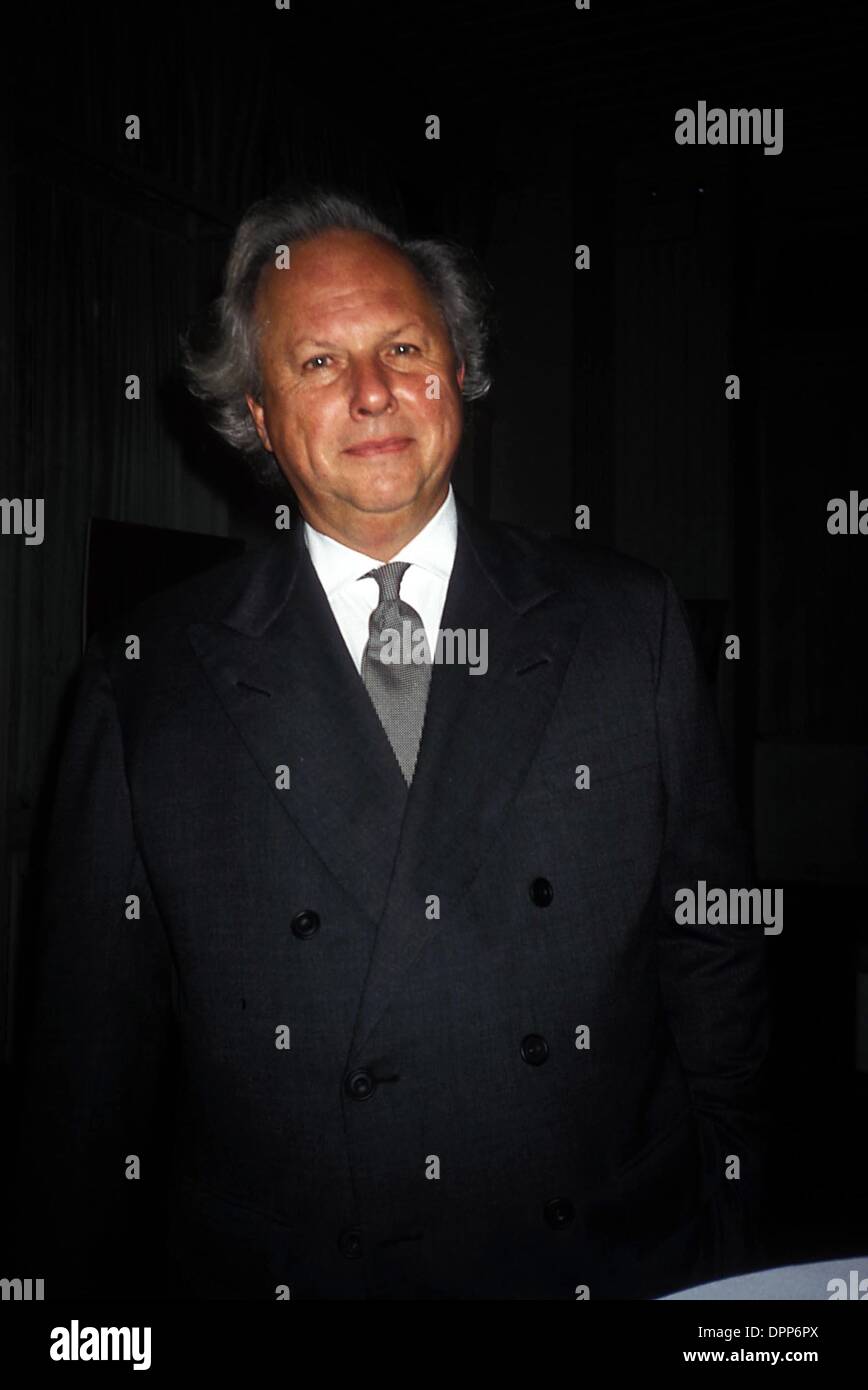 Graydon carter 1996 hi-res stock photography and images - Alamy