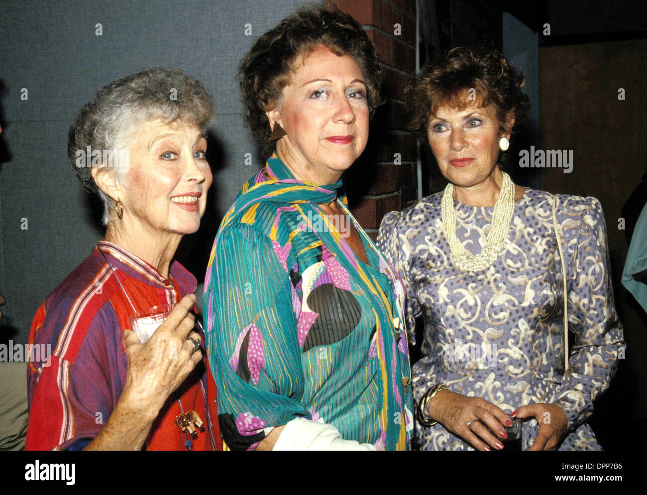 Dec 29 2005 jean stapleton hi-res stock photography and images - Alamy