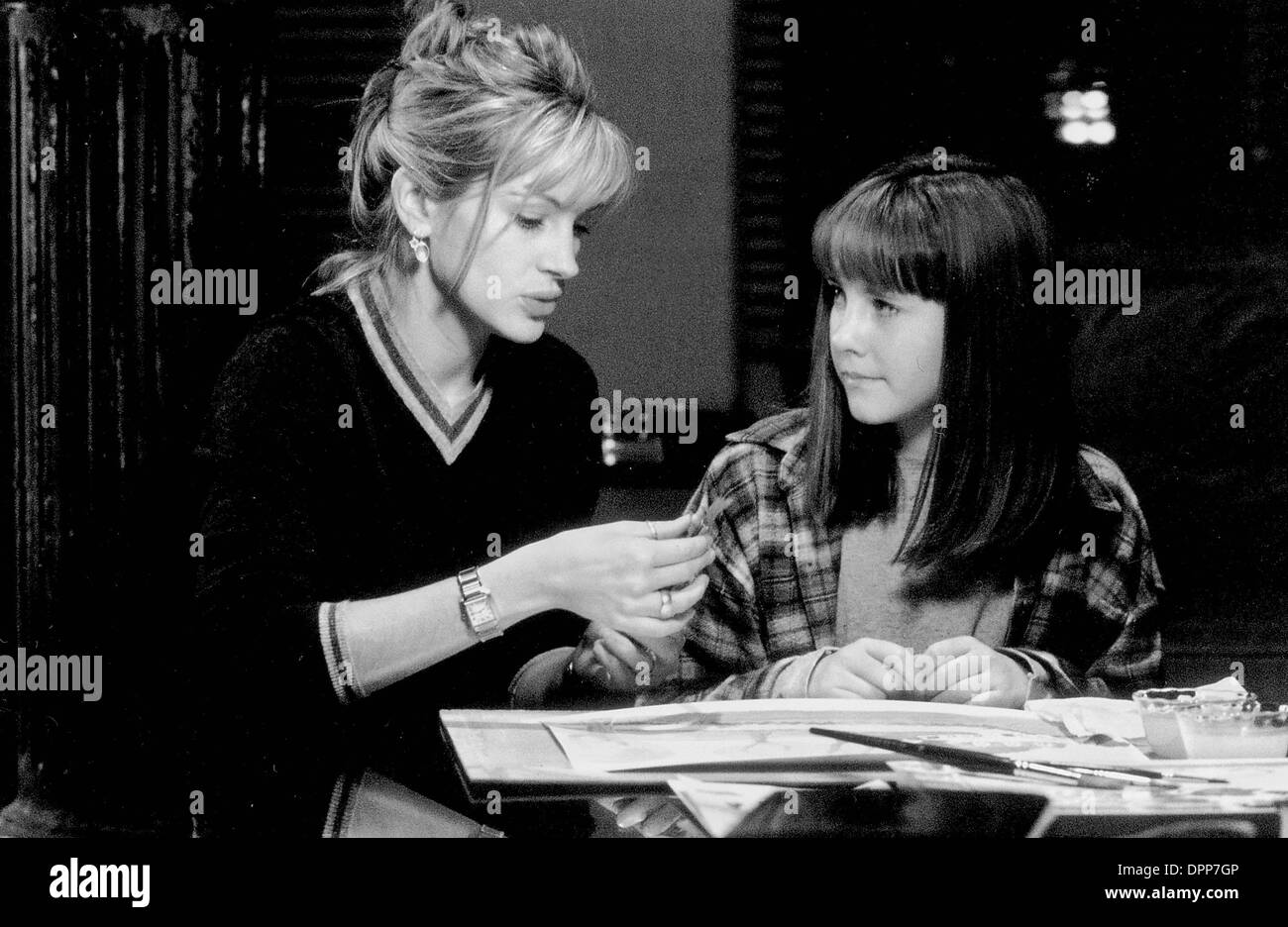 Feb. 6, 2006 - K14428ES.''STEPMOM''.JULIA ROBERTS AND JENA MALONE ...