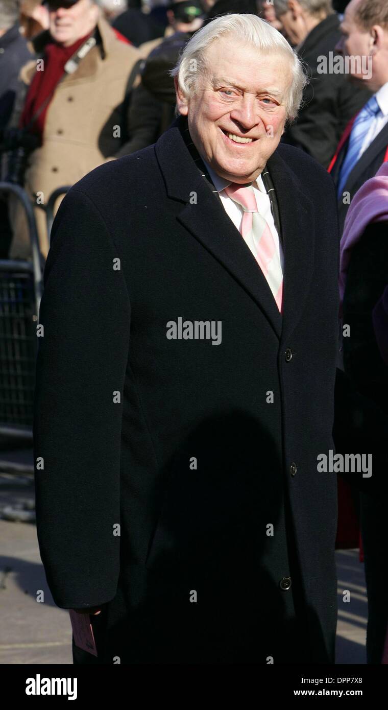 Mar. 3, 2006 - Westminster Abbey, LONDON, ENGLAND - JIMMY PERRY.ATTENDS ...