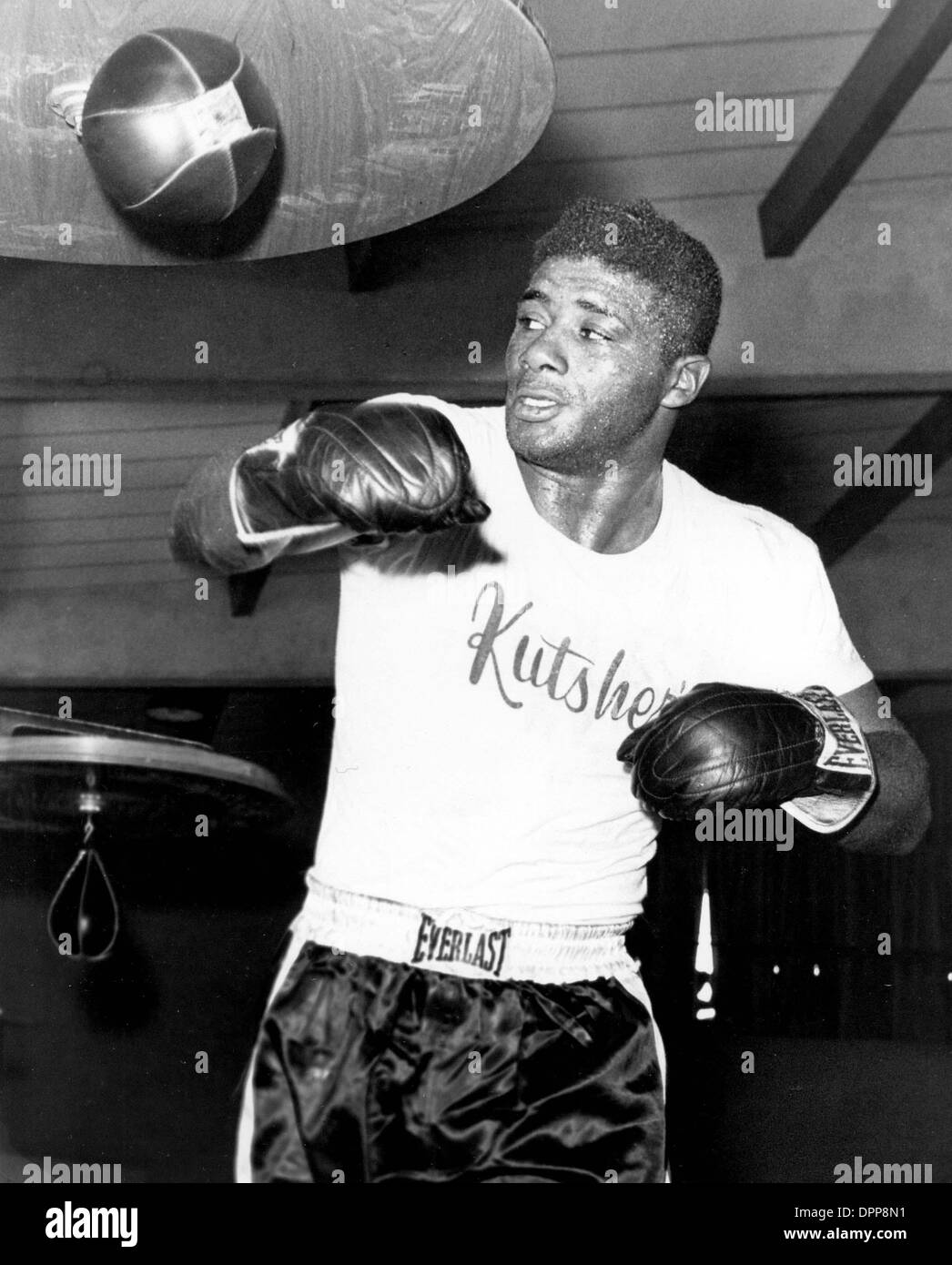 May 11, 2006 - FLOYD PATTERSON. GILLOON AGENCY-(Credit Image: © Globe ...