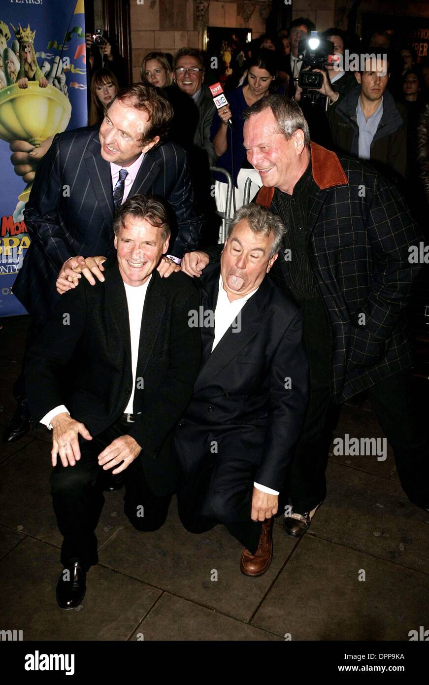 Terry jones monty python hi-res stock photography and images - Alamy