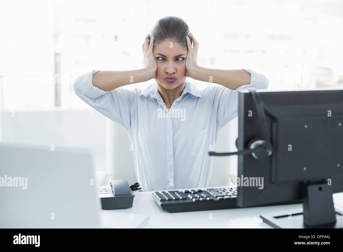 Headache computer hi-res stock photography and images - Alamy