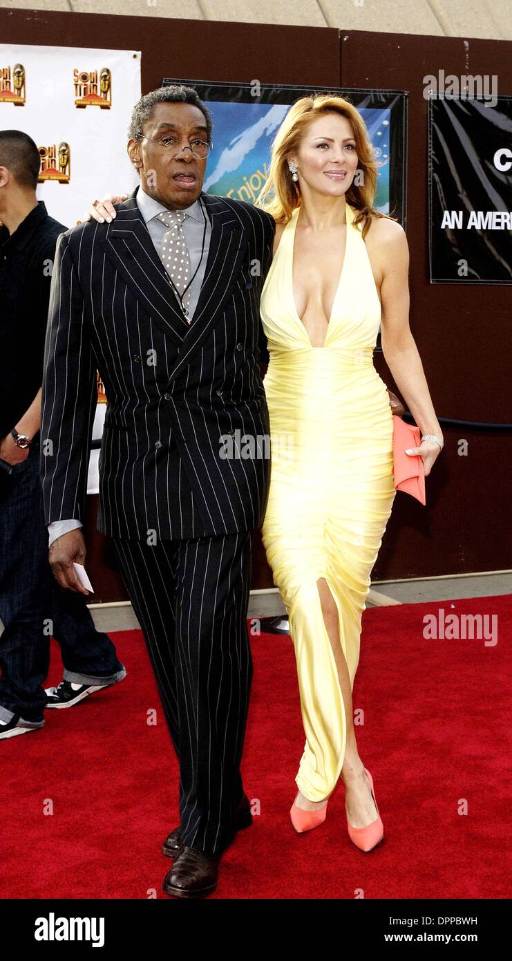 Mar. 5, 2006 - Pasadena, CALIFORNIA, USA - 20TH ANNIVERSARY SOUL TRAIN ...