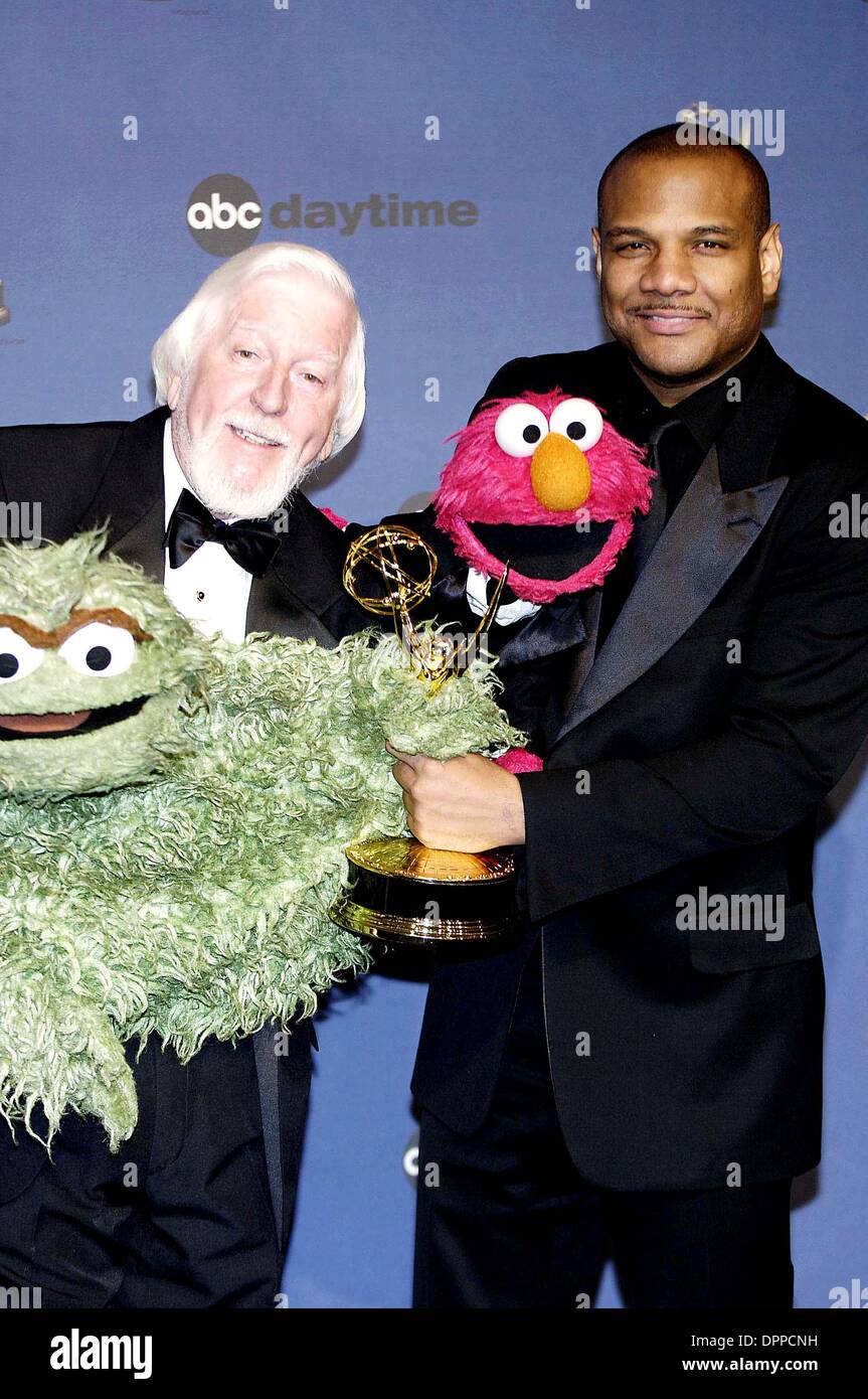 Elmo sesame street hi-res stock photography and images - Alamy