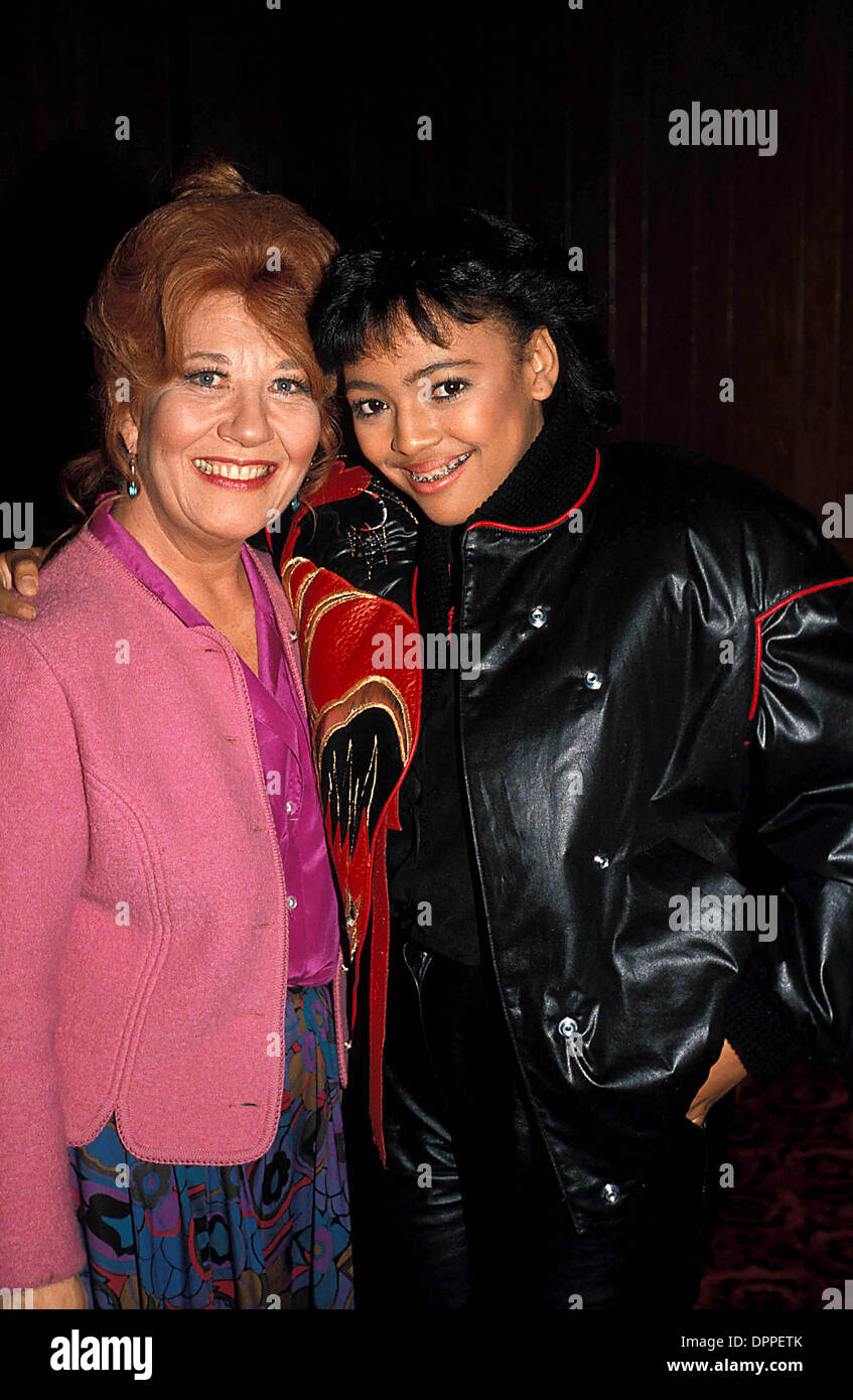 Charlotte rae 2006 hi-res stock photography and images - Alamy