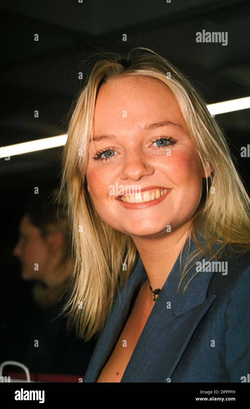 Emma bunton 2006 hi-res stock photography and images - Alamy
