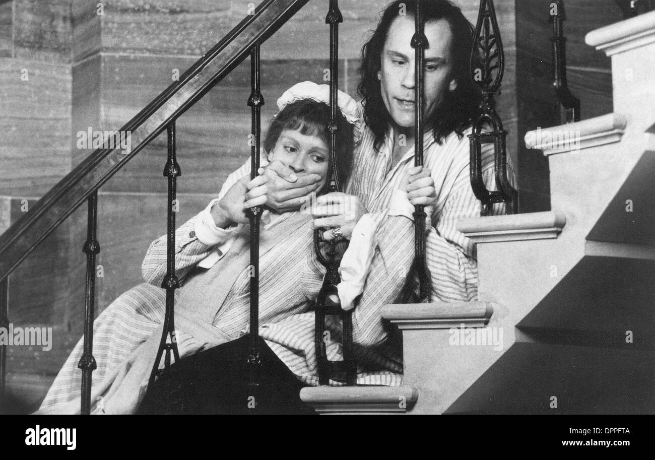 John Malkovich Mary Reilly The Black Box Club: JULIA ROBERTS : JOHN