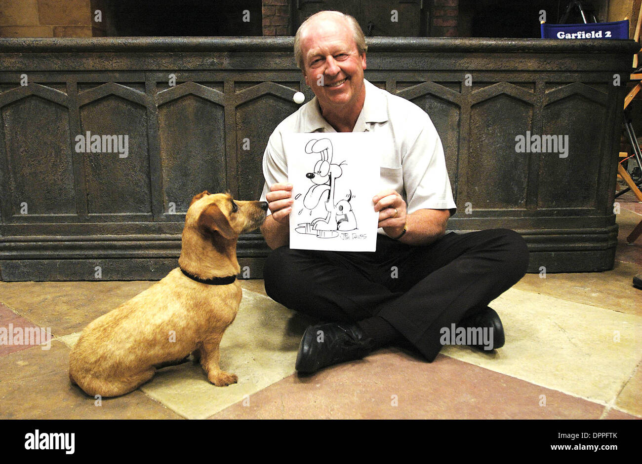 Garfield creator jim davis hi-res stock photography and images - Alamy