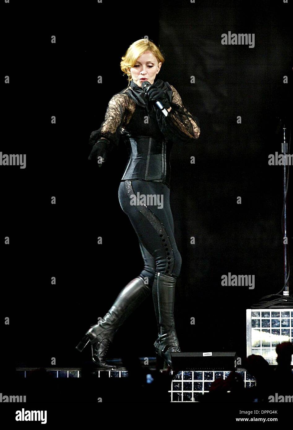 June 29, 2006 - K48469LCV.MADONNA OPENING NIGHT CONCERT '' CONFESSION ...