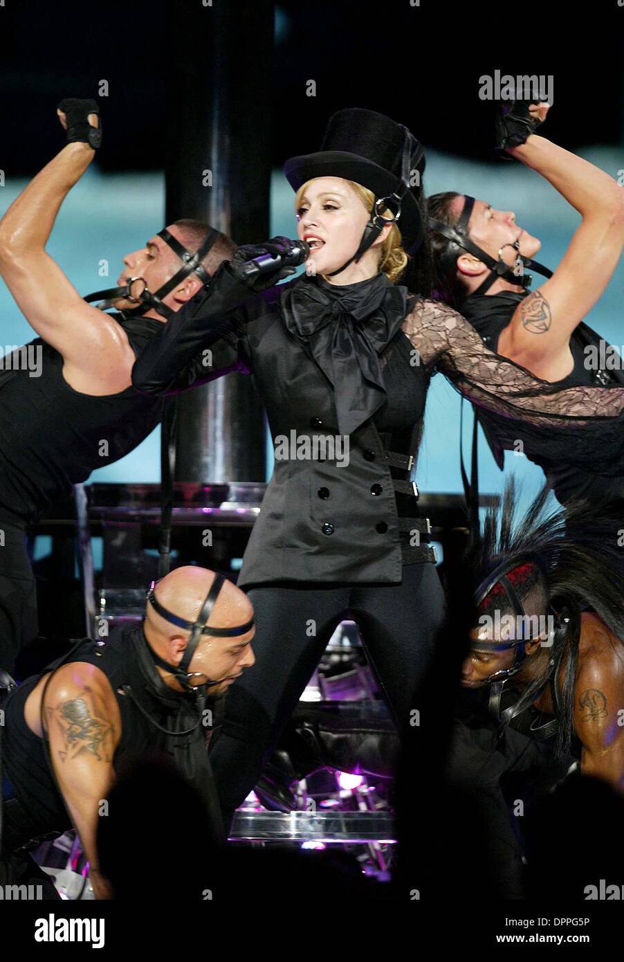 June 29, 2006 - K48469LCV.MADONNA OPENING NIGHT CONCERT '' CONFESSION ...