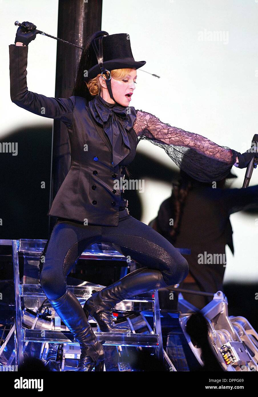 June 29, 2006 - K48469LCV.MADONNA OPENING NIGHT CONCERT '' CONFESSION ...