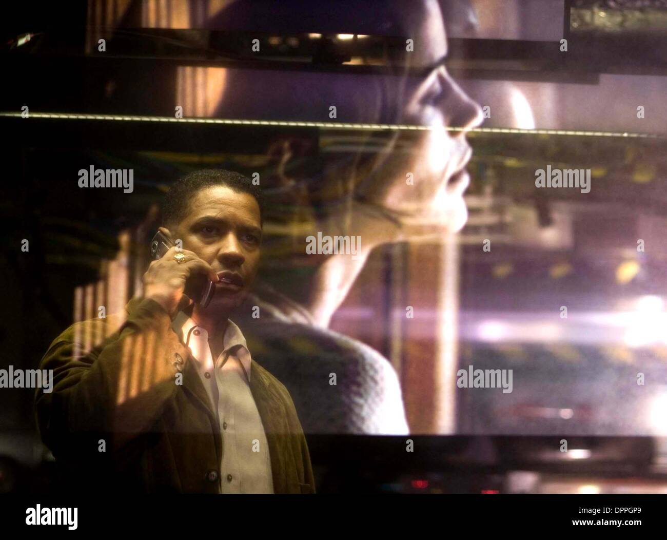 L r denzel washington hi-res stock photography and images - Alamy