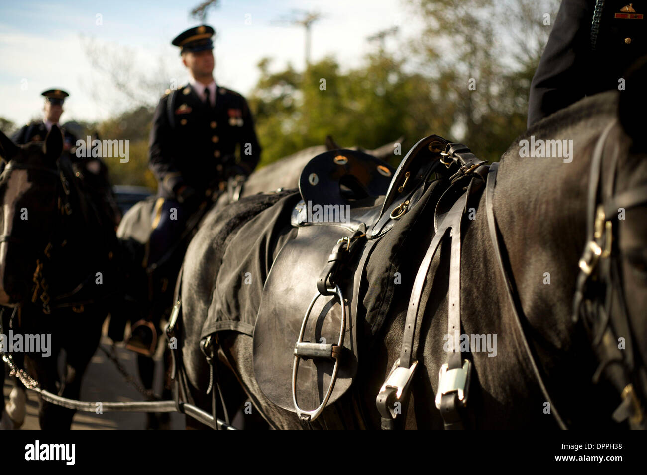Oct. 26, 2006 - Arlington, Virginia, U.S. - A soldier from the Caisson ...