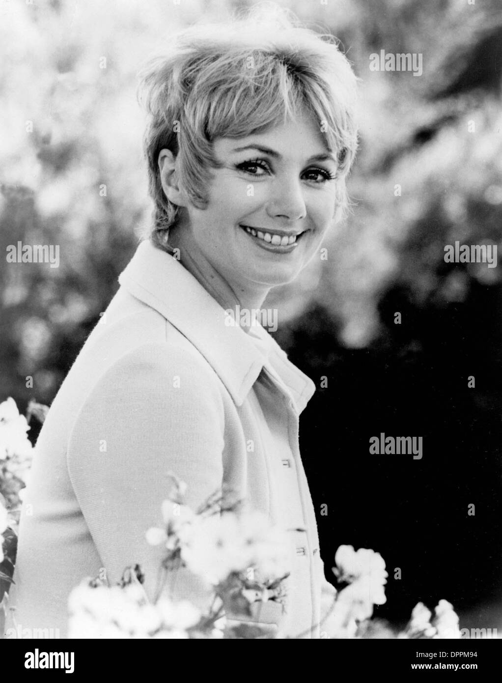 Shirley jones Black and White Stock Photos & Images - Alamy