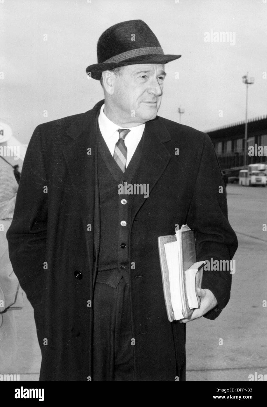 Anthony mann hi-res stock photography and images - Alamy