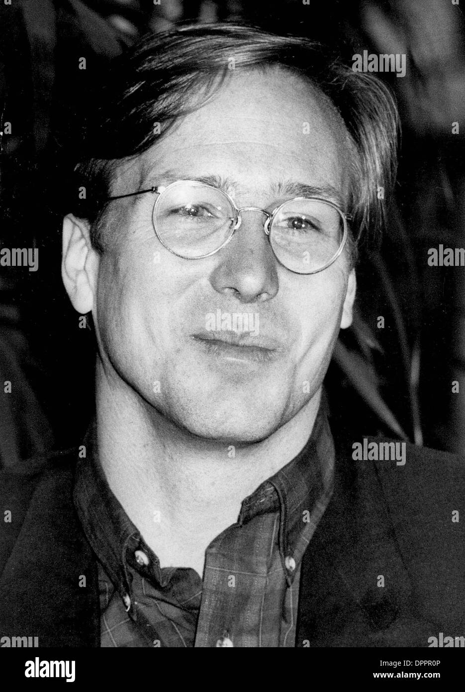 Apr. 7, 2006 - WILLIAM HURRT AT THE PREMIERE OF ''BODY HEAT'' IN LONDON ...