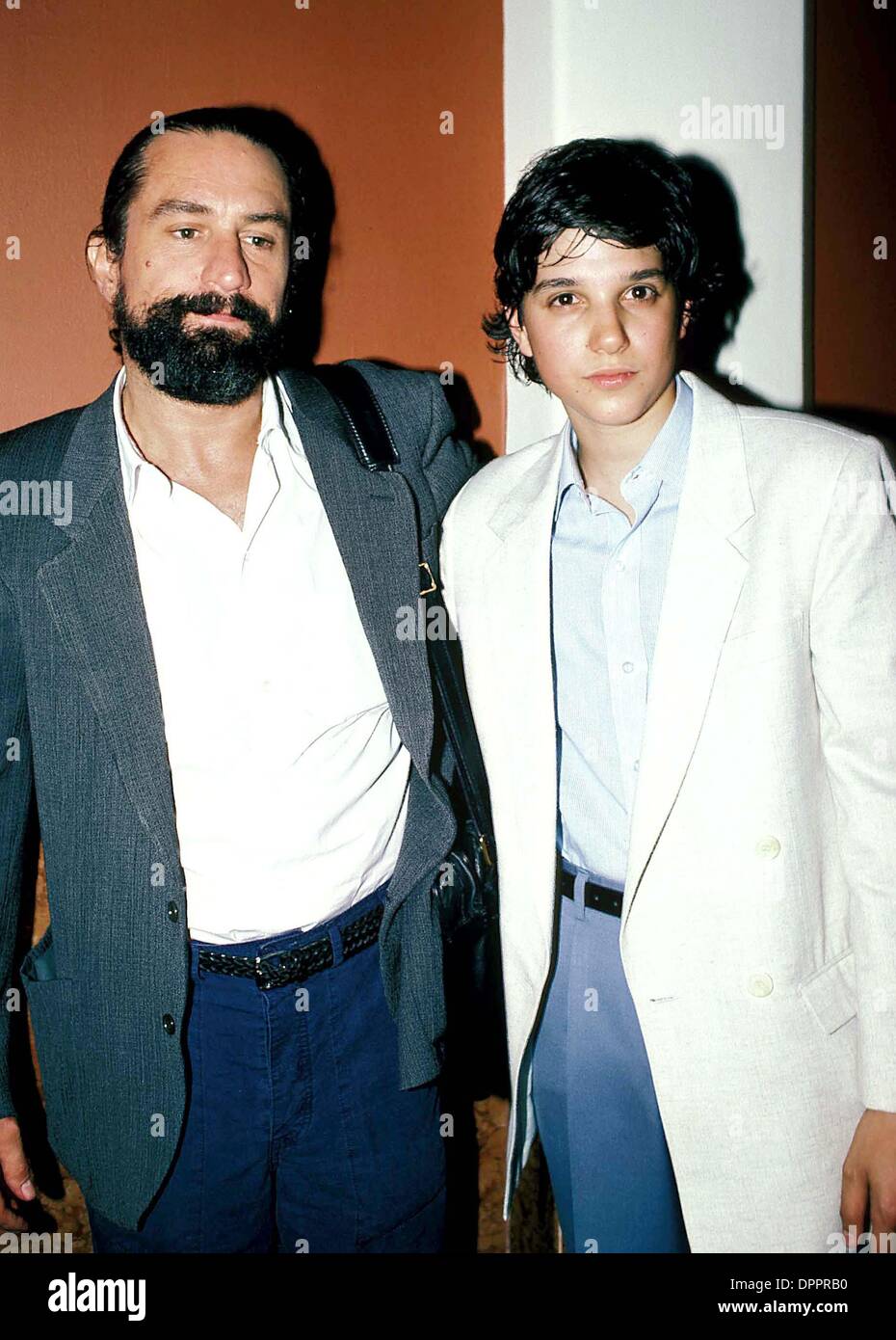 Ralph macchio 1986 hi-res stock photography and images - Alamy