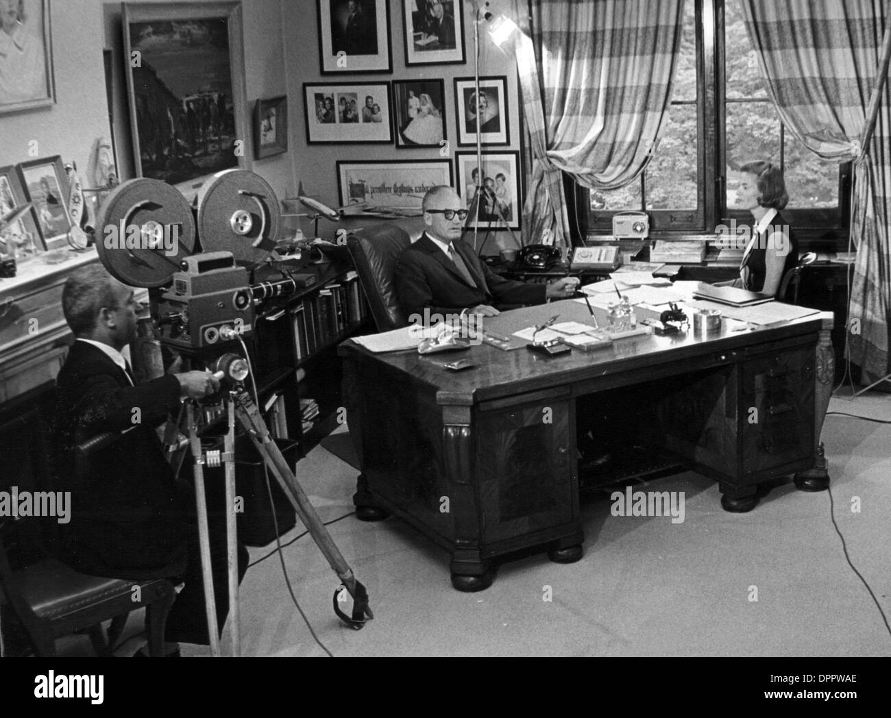 Nancy dickerson hi-res stock photography and images - Alamy