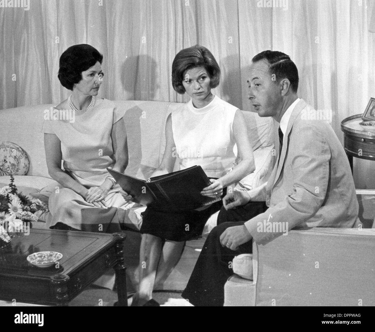 Nancy dickerson Black and White Stock Photos & Images - Alamy