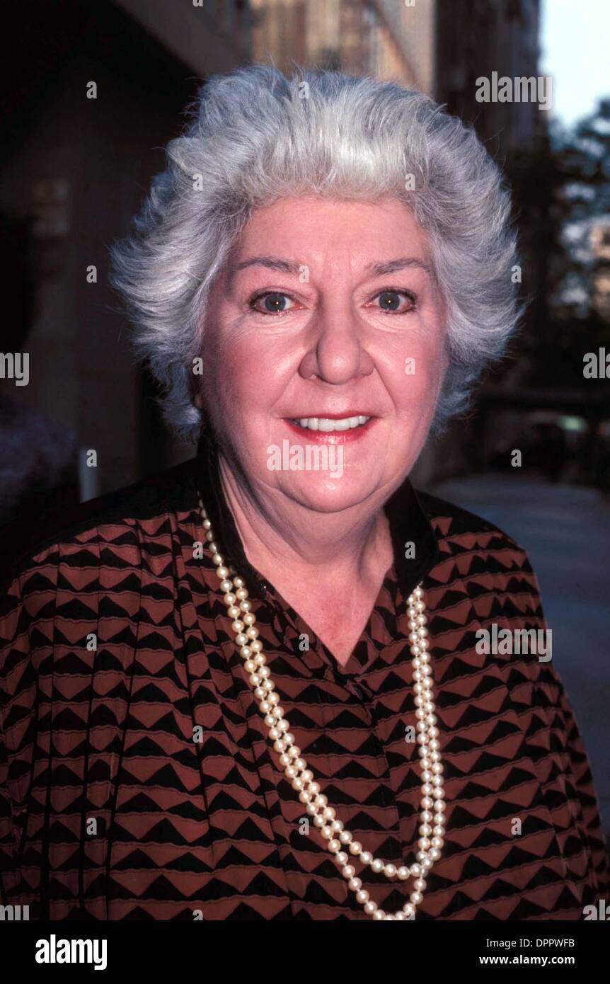 Maureen stapleton hi-res stock photography and images - Alamy