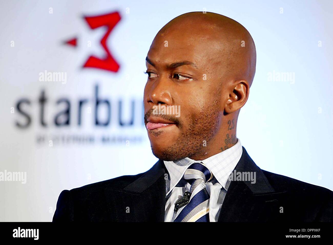 Starbury sneakers hi-res stock photography and images - Alamy